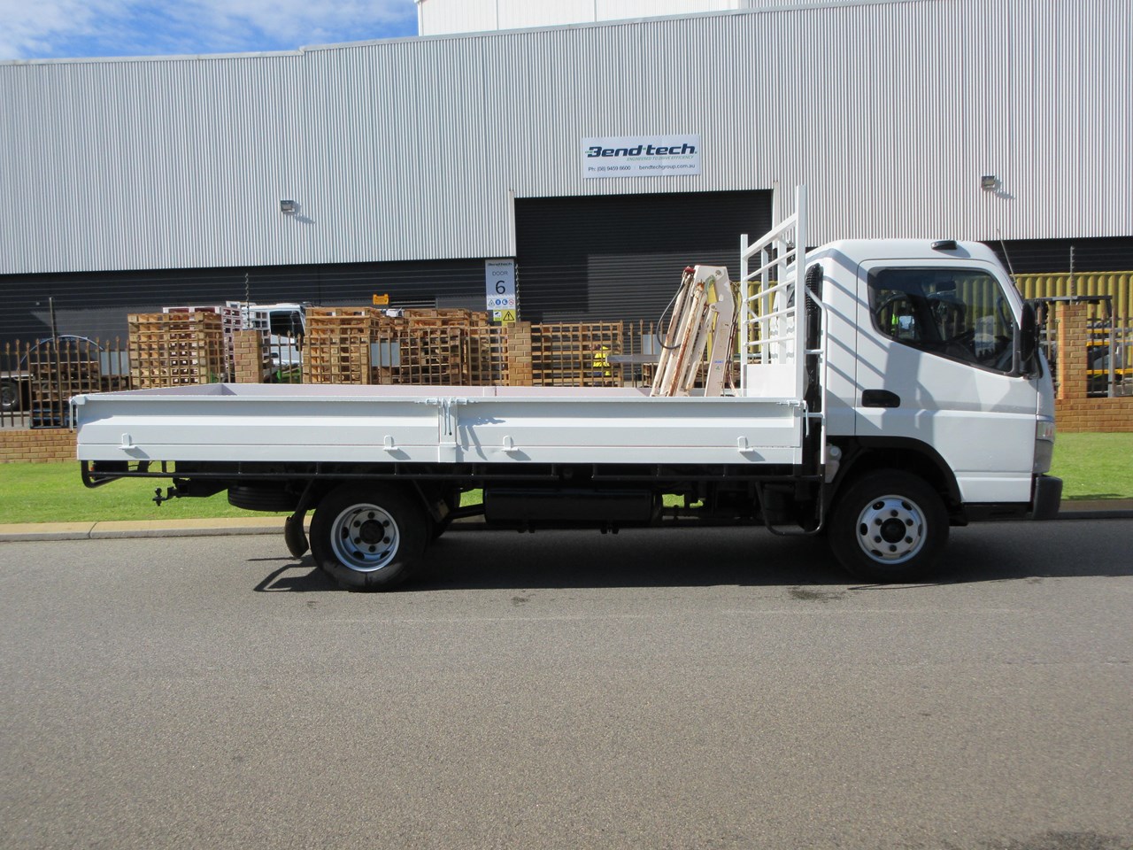 FUSO CANTER FE84 for sale