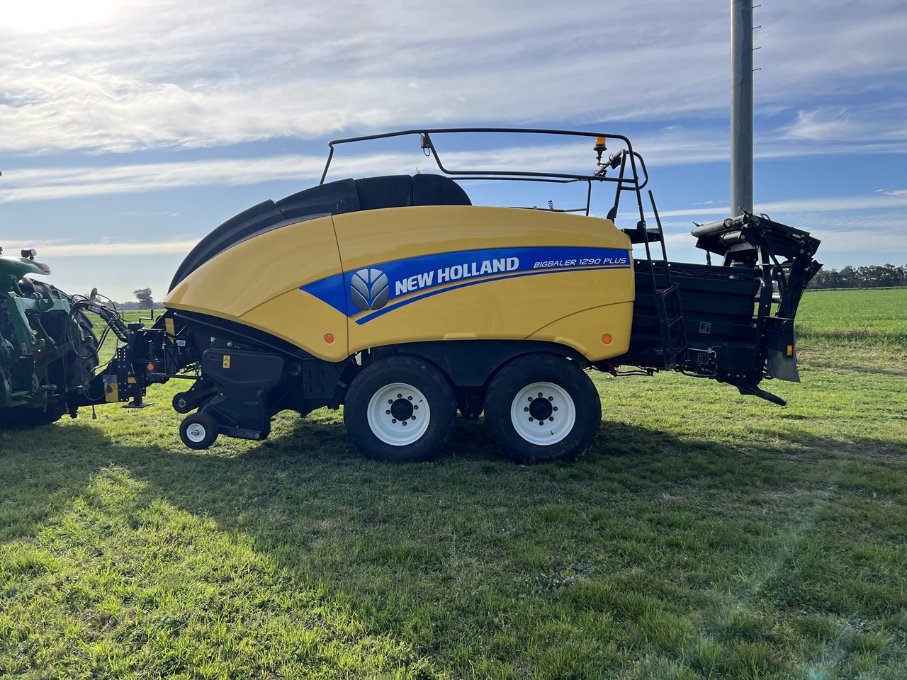 2018 NEW HOLLAND BB1290 PLUS STANDARD PACKER FEEDER for sale (refcode ...