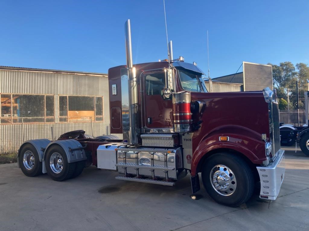 2019 KENWORTH T909 for sale