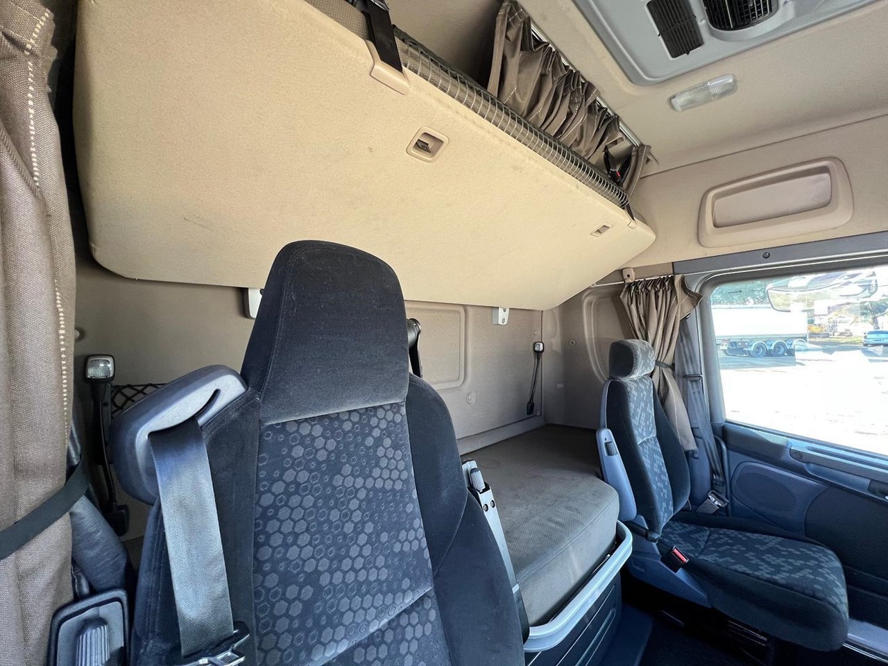 2017 SCANIA R560 for sale