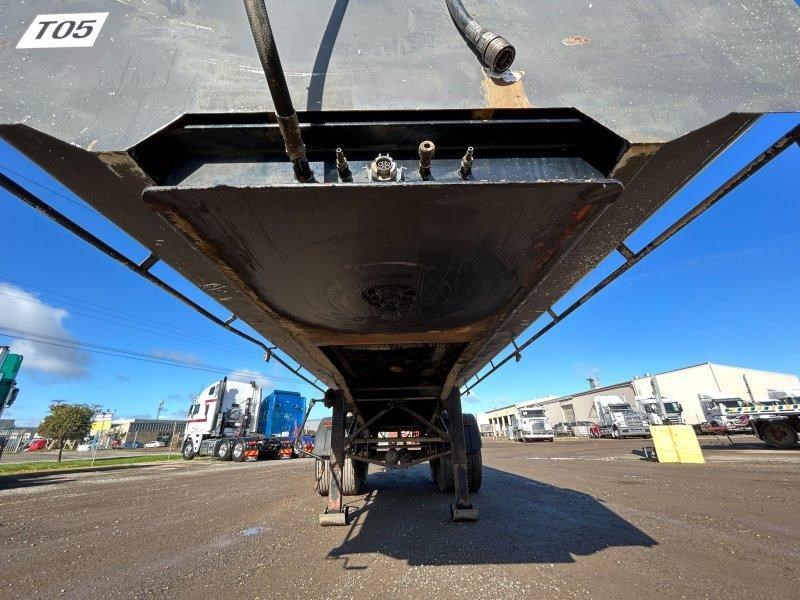 2007 TRIAD BOGIE TRI AXLE for sale