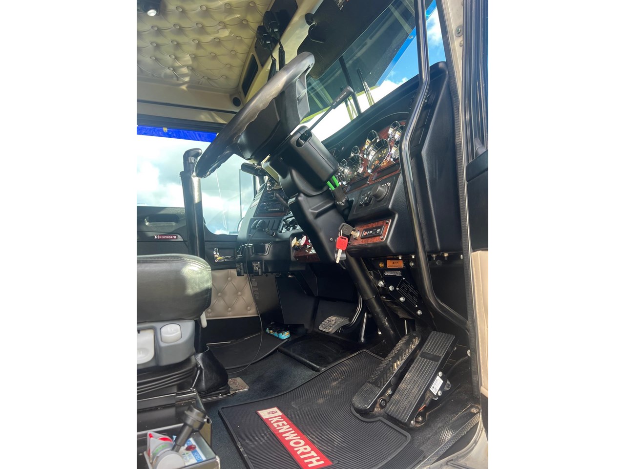 2020 KENWORTH T909 T909 long wheelbase suit Tipper for sale