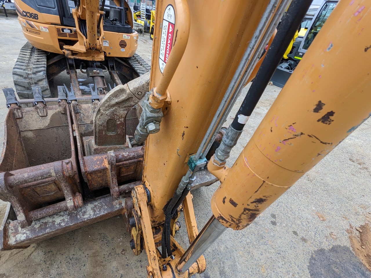 2013 CASE CX36B for sale