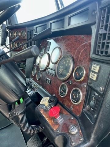 2011 KENWORTH T409 SAR 409 SAR for sale