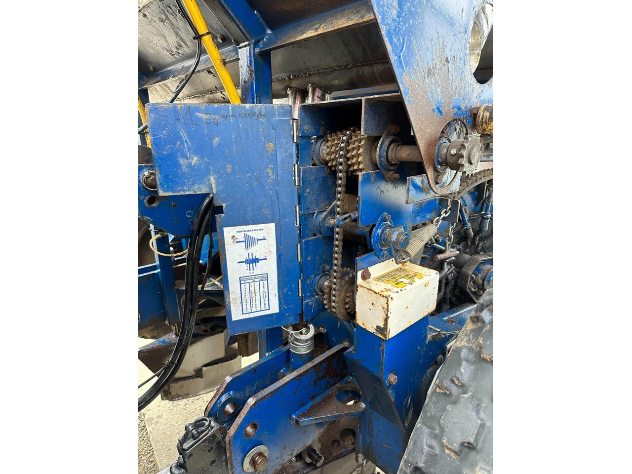 DOBMAC 2 ROW POTATOE PLANTER Spud Planter for sale (refcode TA1191419)