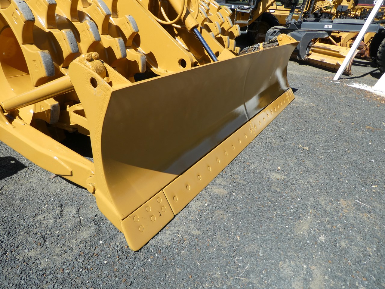 2003 CATERPILLAR 816F COMPACTOR for sale