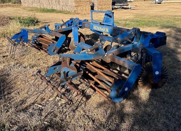 GRIZZLY ENGINEERING ROW TRACK RENOVATOR for sale (refcode TA1191882)
