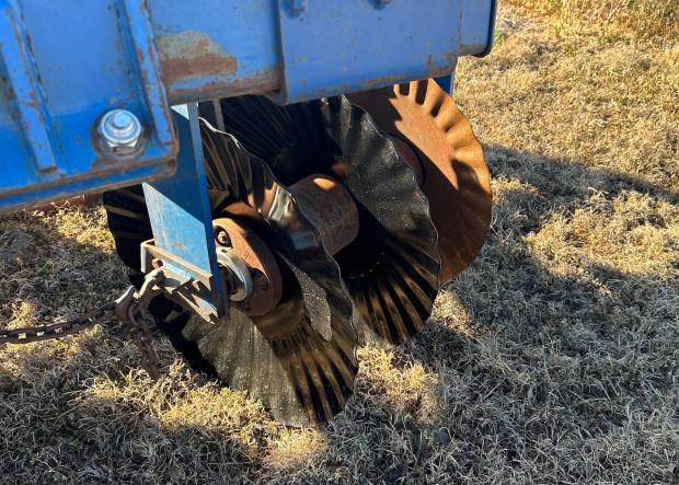 GRIZZLY ENGINEERING ROW TRACK RENOVATOR for sale (refcode TA1191882)