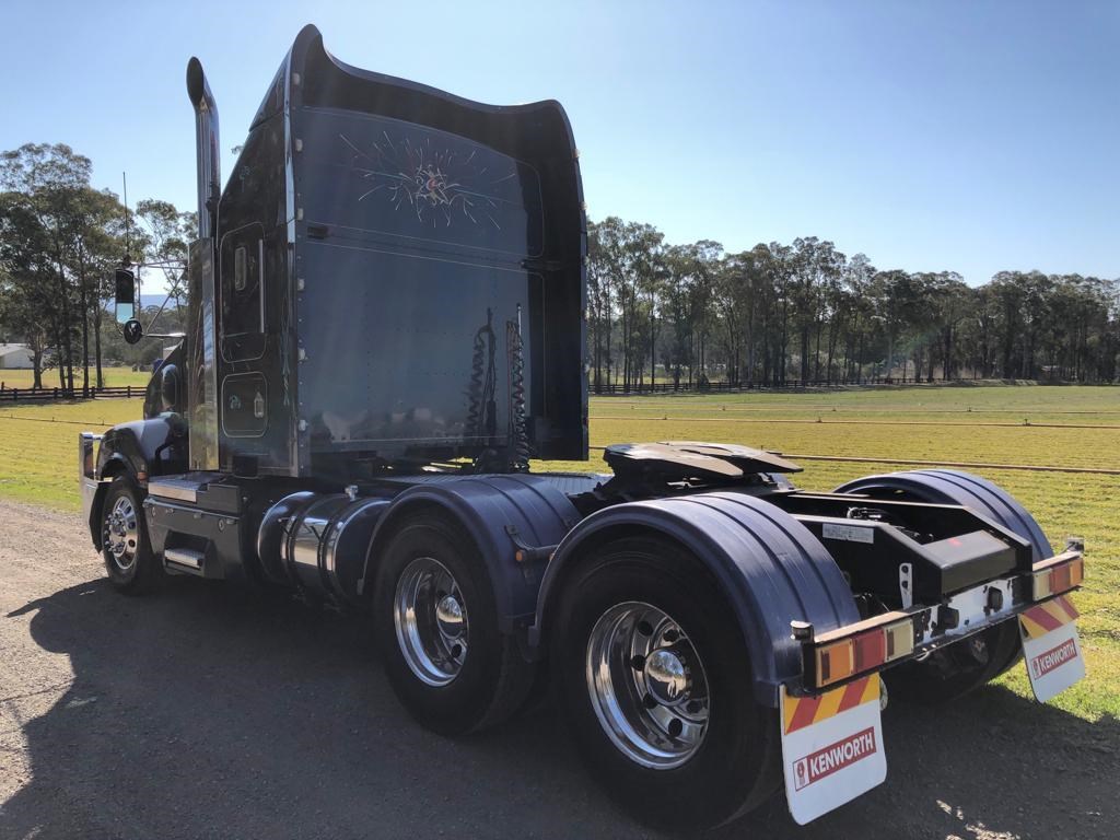 2004 KENWORTH T401 for sale