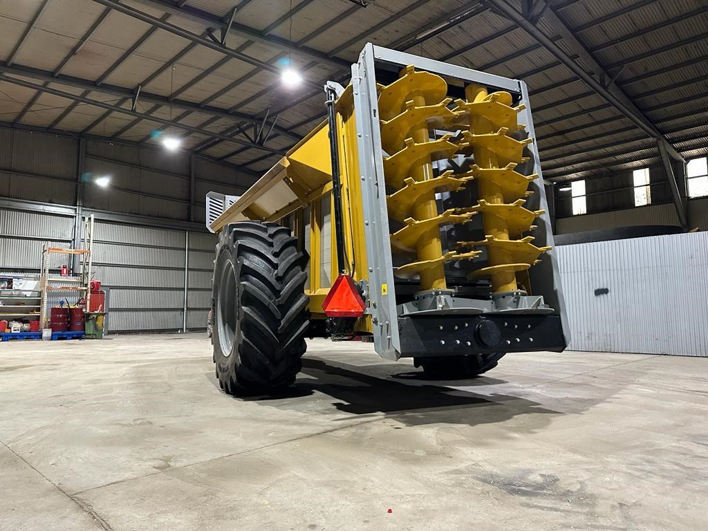 2025 TUBELINE NITRO 750 MANURE SPREADER for sale (refcode TA1180458)