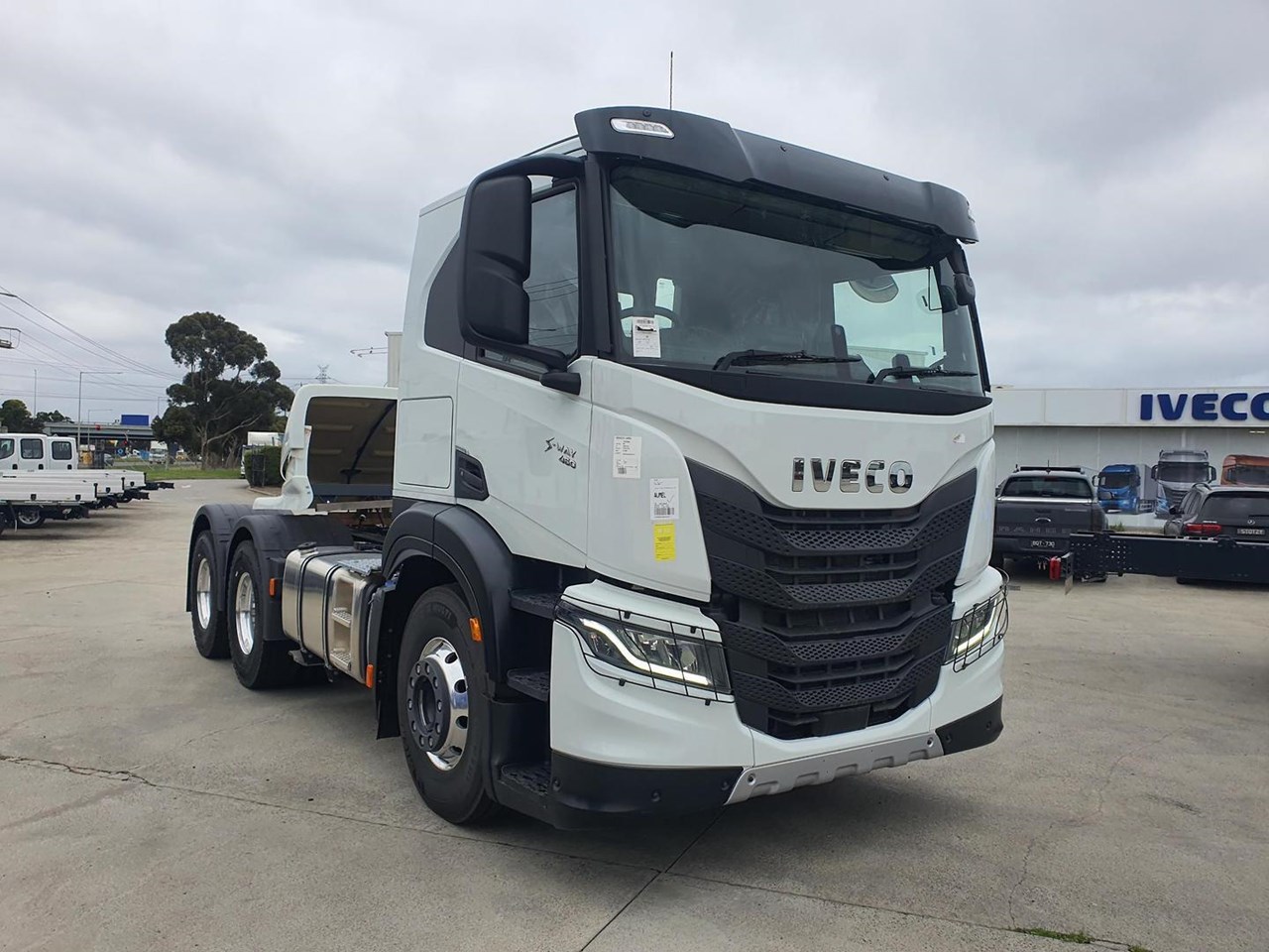 2023 IVECO SWAY AT 460 6X4 for sale