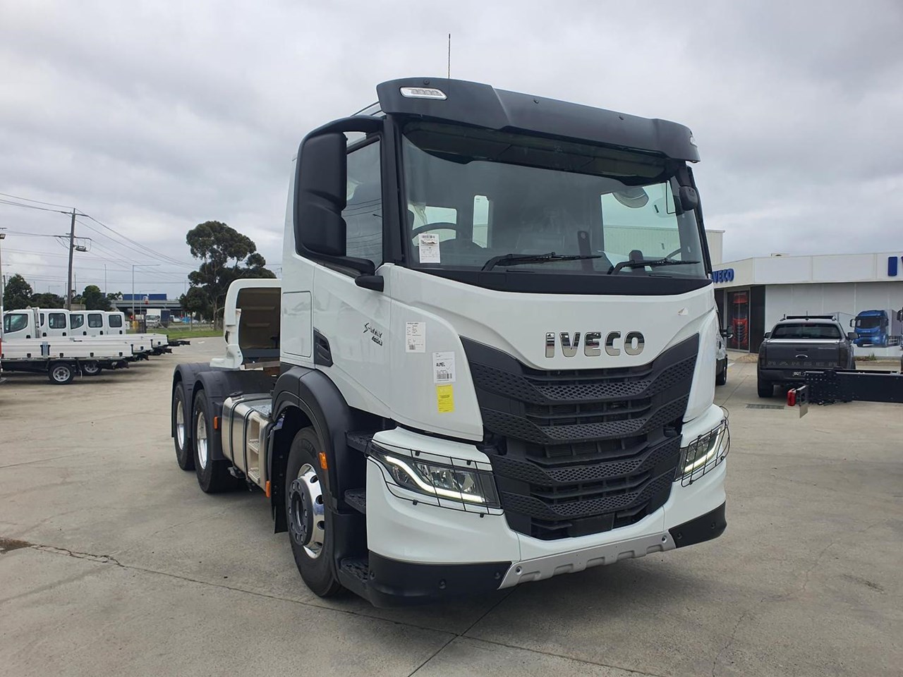 2023 IVECO SWAY AT 460 6X4 for sale