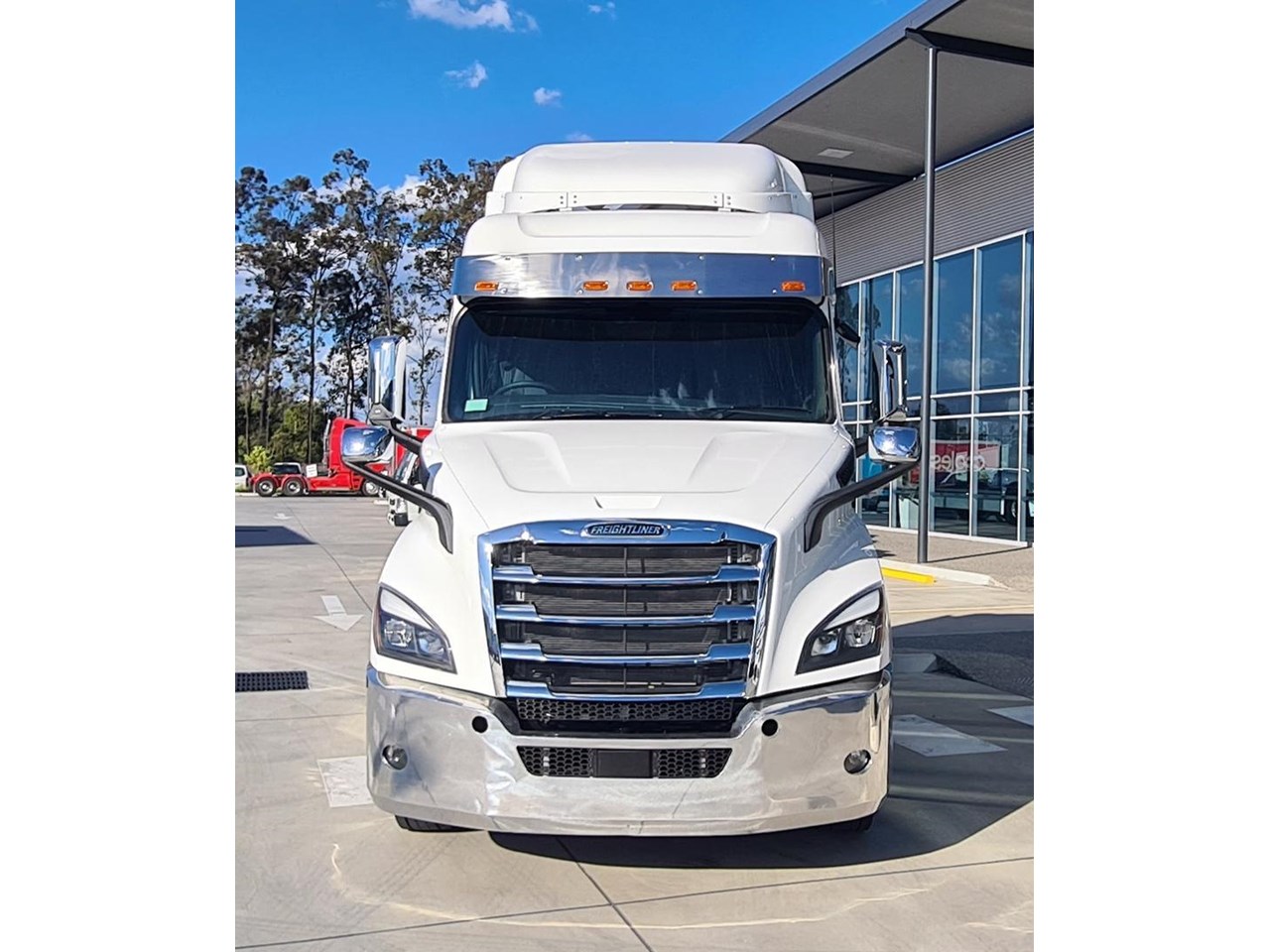 2023 FREIGHTLINER CASCADIA for sale