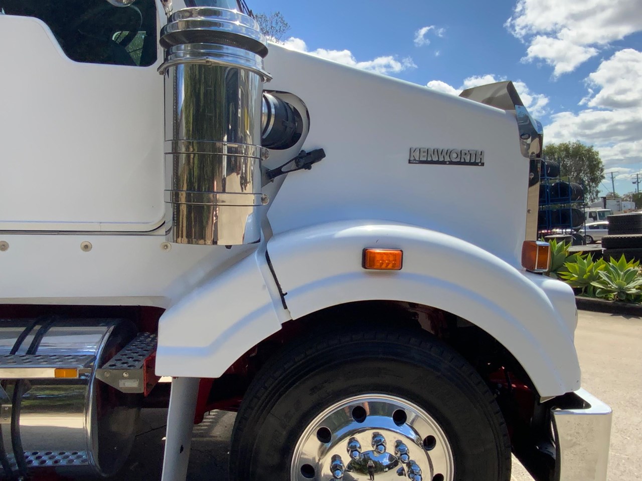 2012 KENWORTH T409 for sale