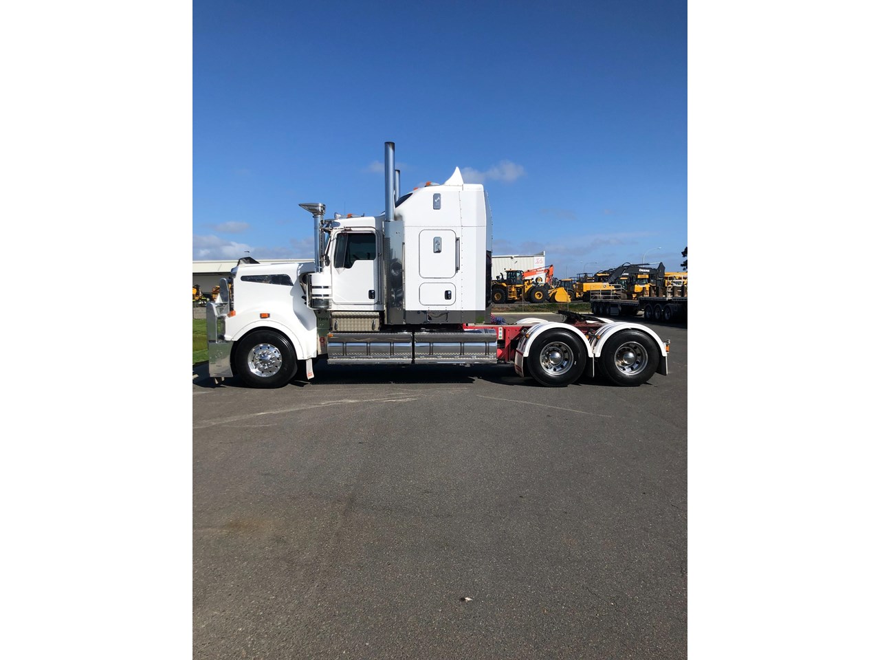 2015 KENWORTH T909 T909 50 Inch Bunk for sale