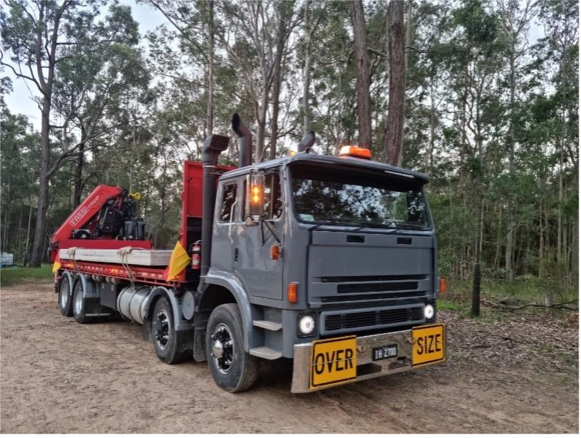 1996 INTERNATIONAL T2700 for sale