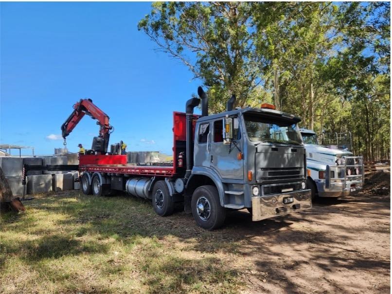 1996 INTERNATIONAL T2700 for sale