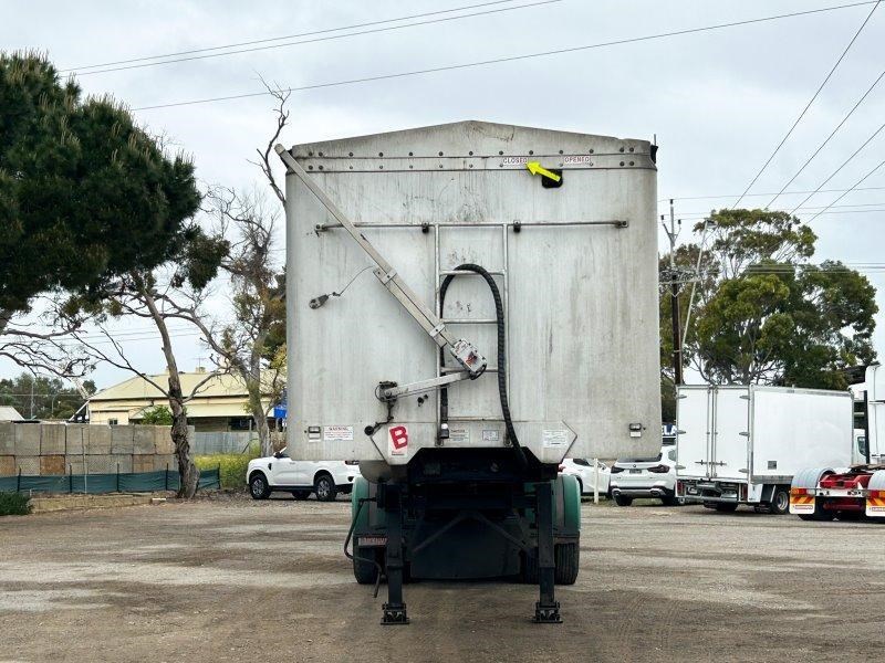 2015 LUSTY EMS TRI AXLE ALUMINIUM STAG TIPPER SET for sale