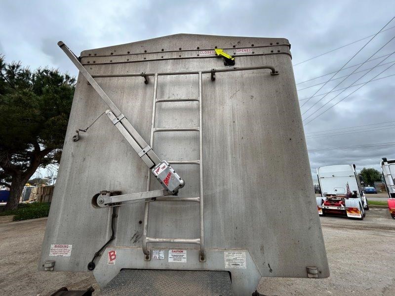 2015 LUSTY EMS TRI AXLE ALUMINIUM STAG TIPPER SET for sale