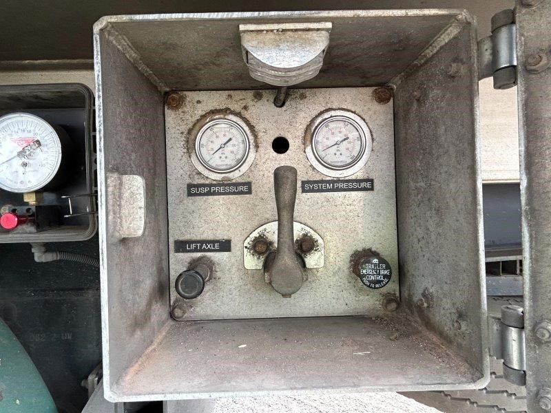 2015 LUSTY EMS TRI AXLE ALUMINIUM STAG TIPPER SET for sale