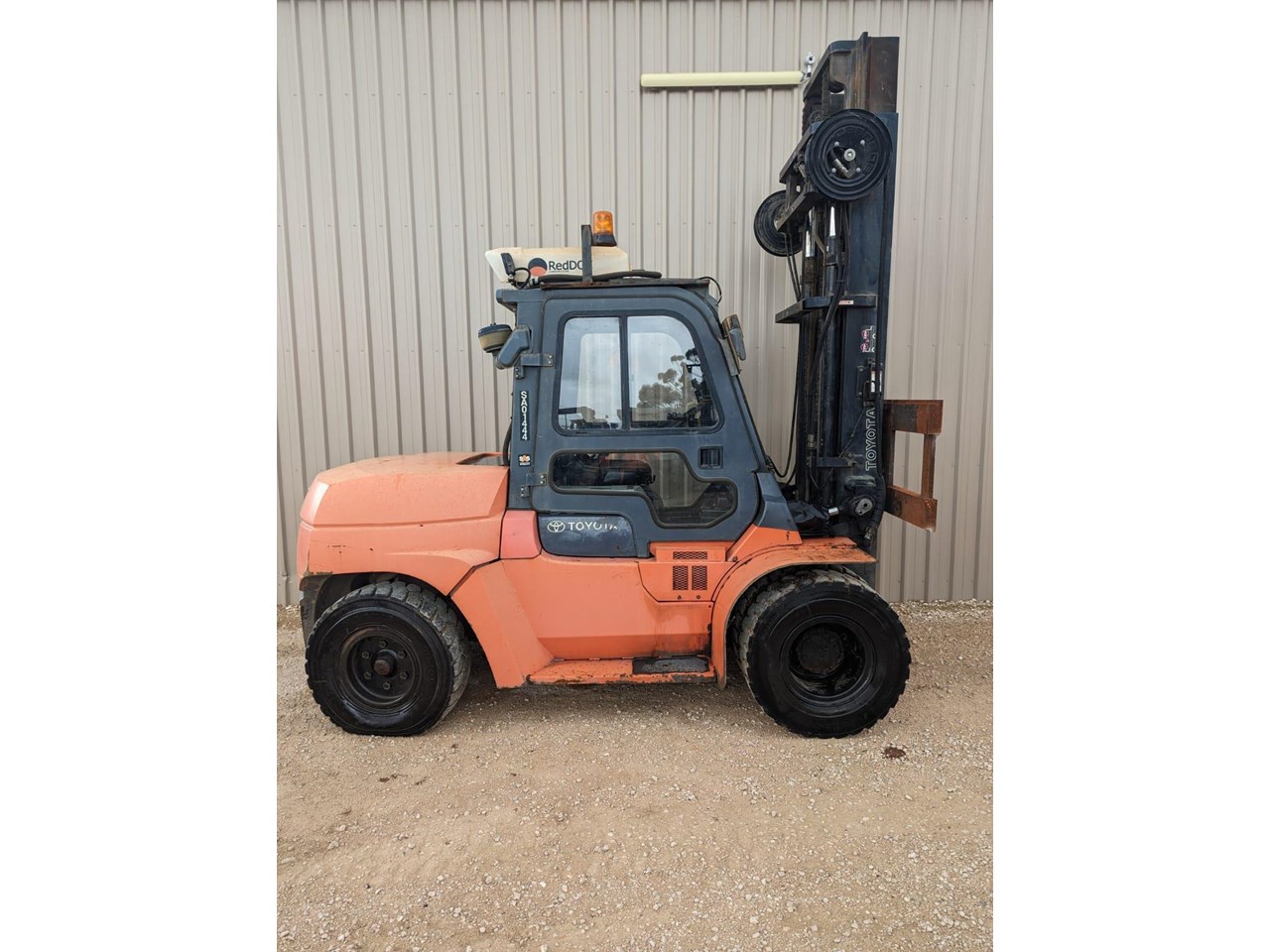 2014 TOYOTA 8T DIESEL FORKLIFT - 7FDU80 for sale
