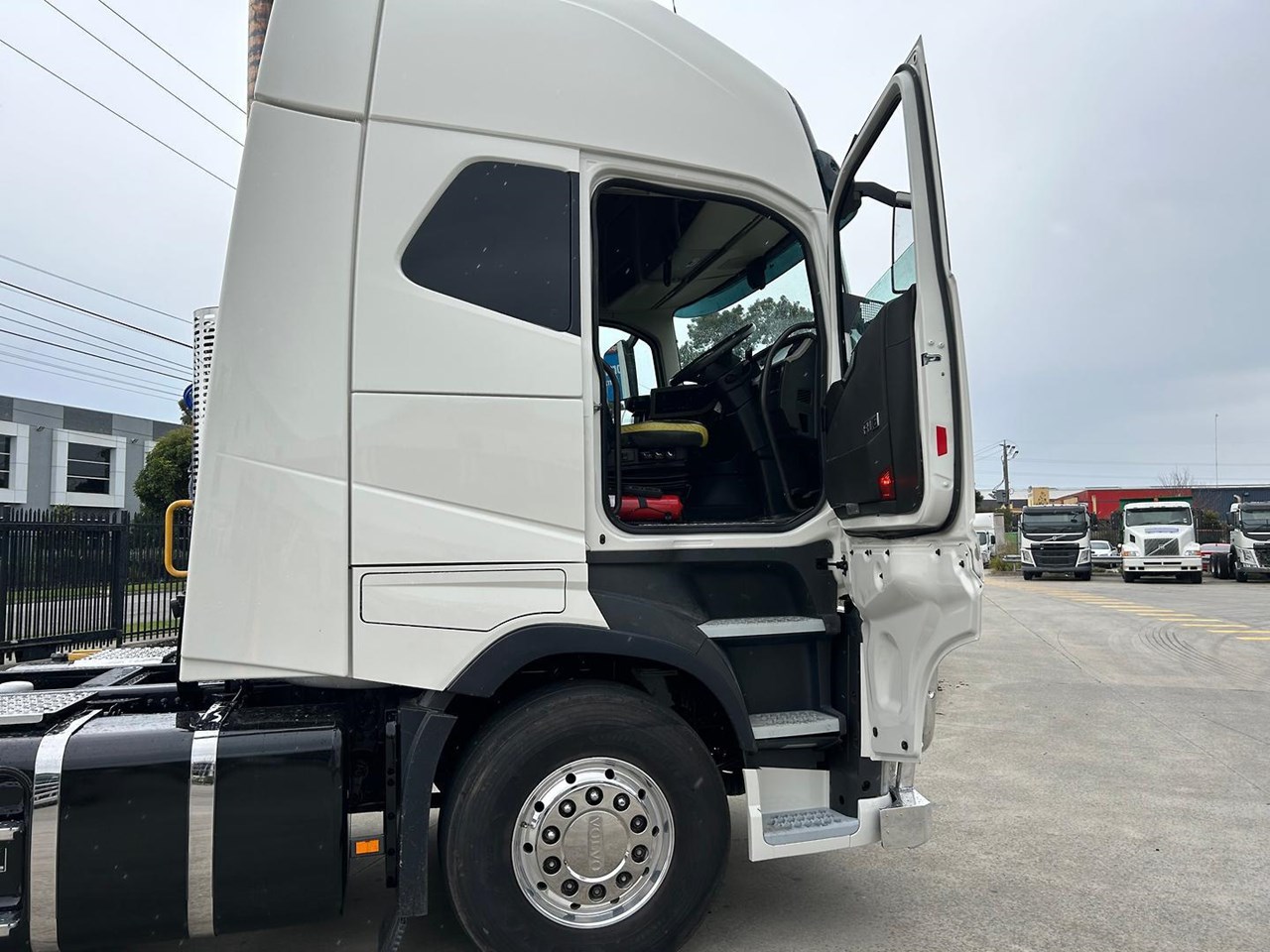 2018 VOLVO FH600 GLOBETROTTER for sale
