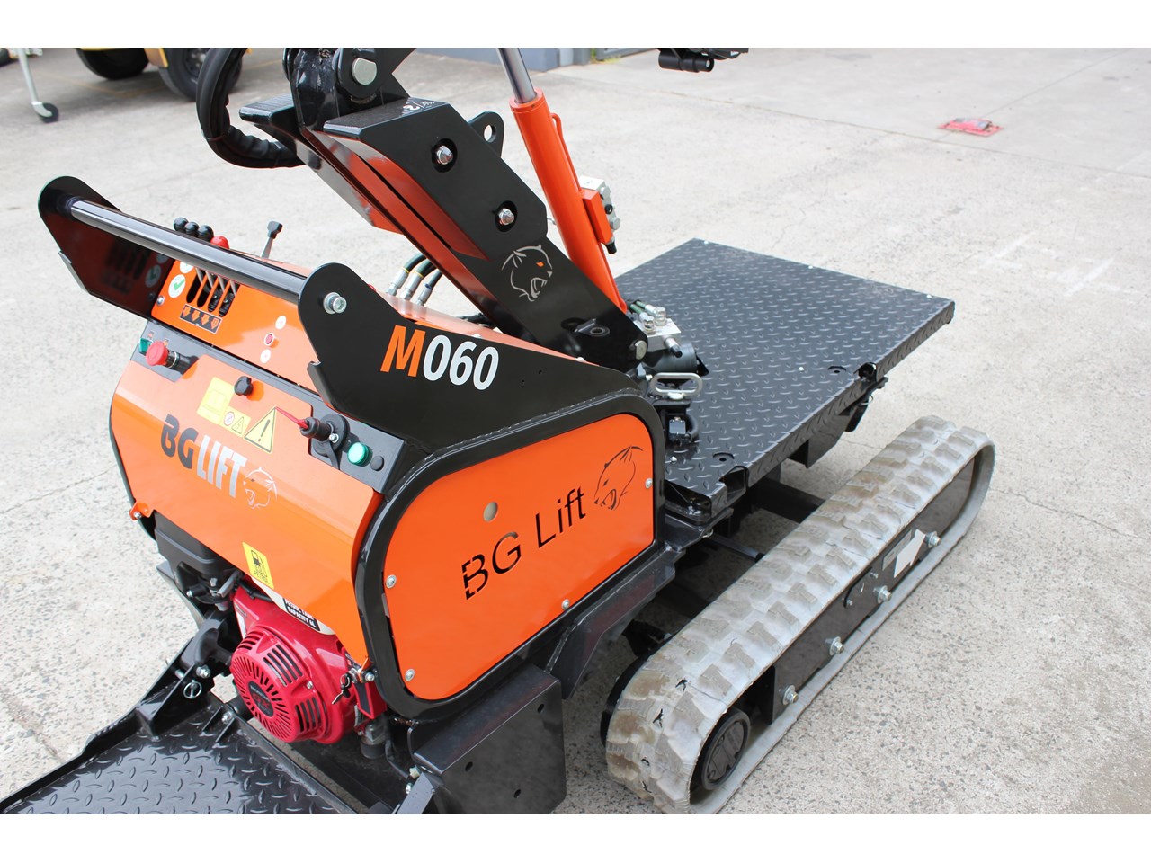 2022 BG LIFT M060 for sale