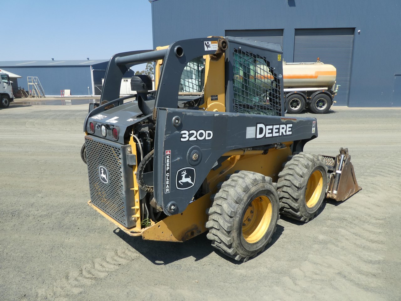 2012 JOHN DEERE 320D for sale