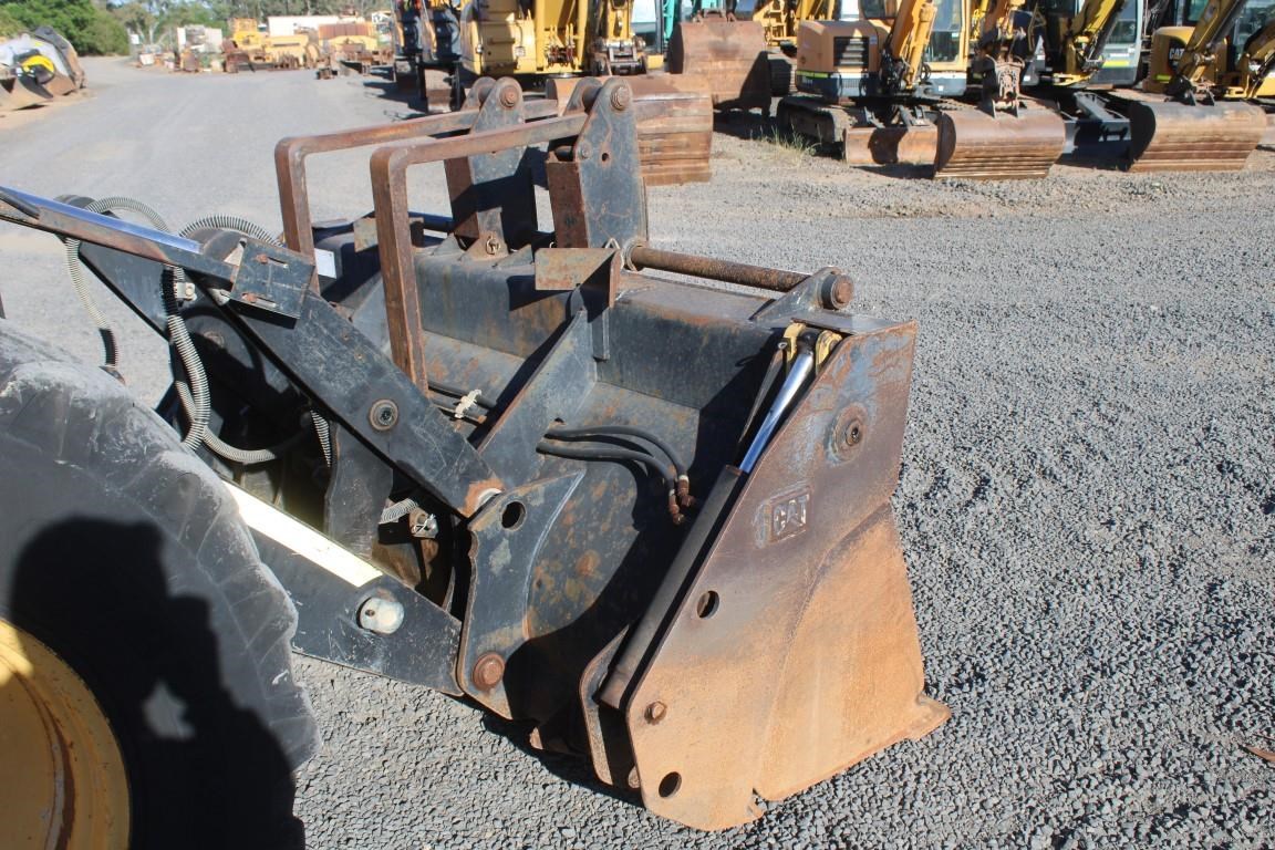 2007 CATERPILLAR 444E for sale (refcode TA1198218)