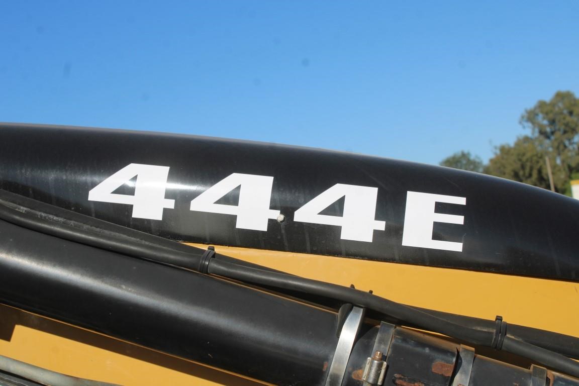 2007 CATERPILLAR 444E for sale (refcode TA1198218)