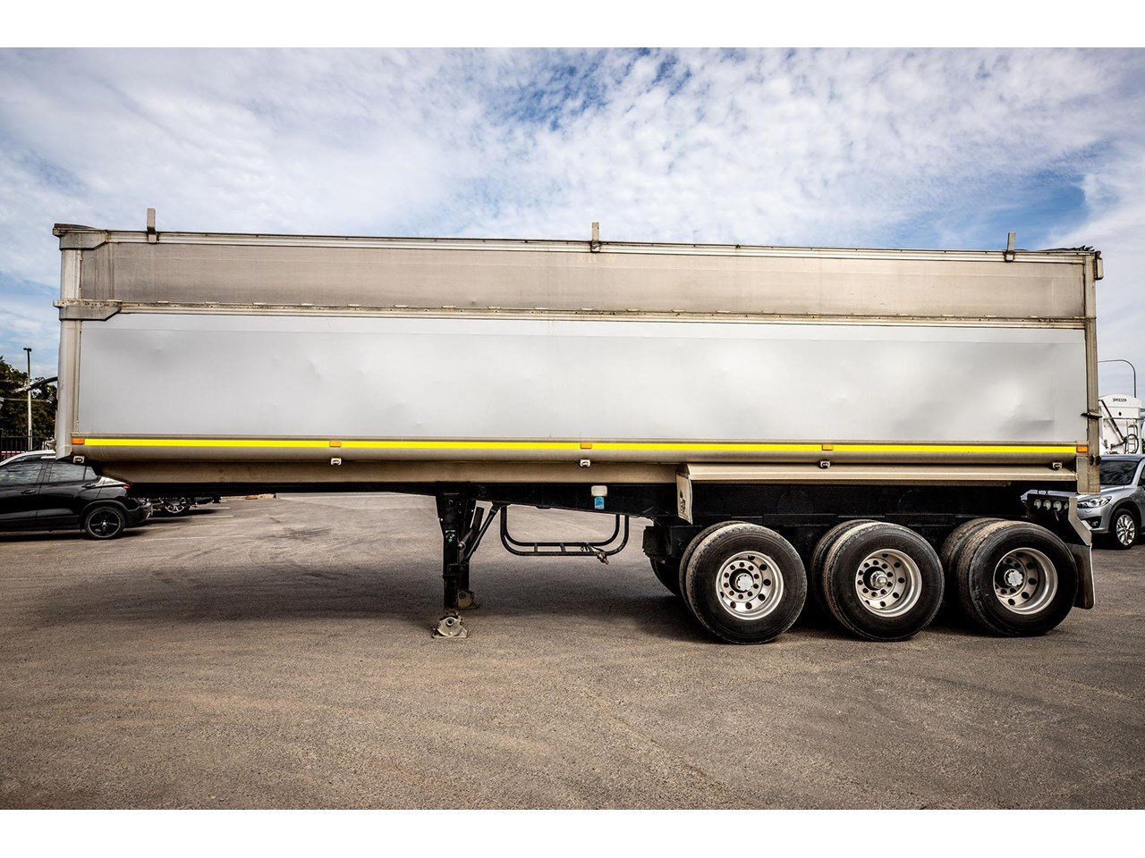 2002 BARRY STOODLEY STOODLEY ALUMINIUM REAR CHASSIS TIPPER - TRI-AXLE ...