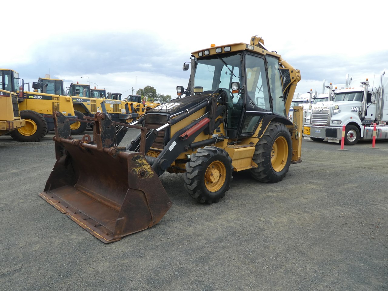 2002 CATERPILLAR 428D for sale (refcode TA1119627)