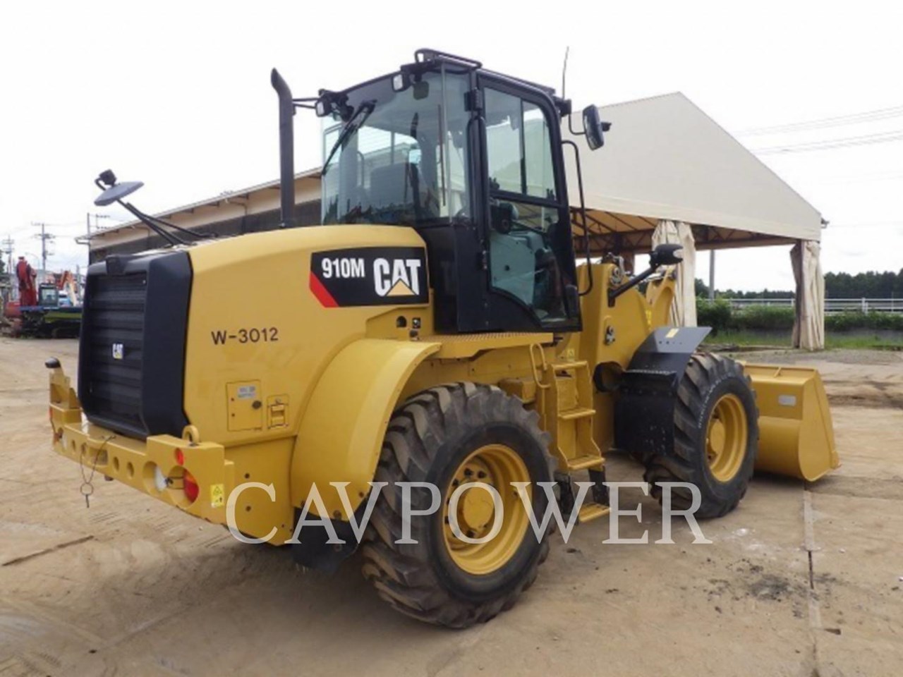 2018 CAT 910M for sale