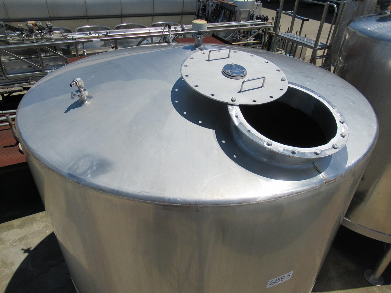 STAINLESS STEEL STORAGE TANK 6500LT for sale (refcode TA1199982)