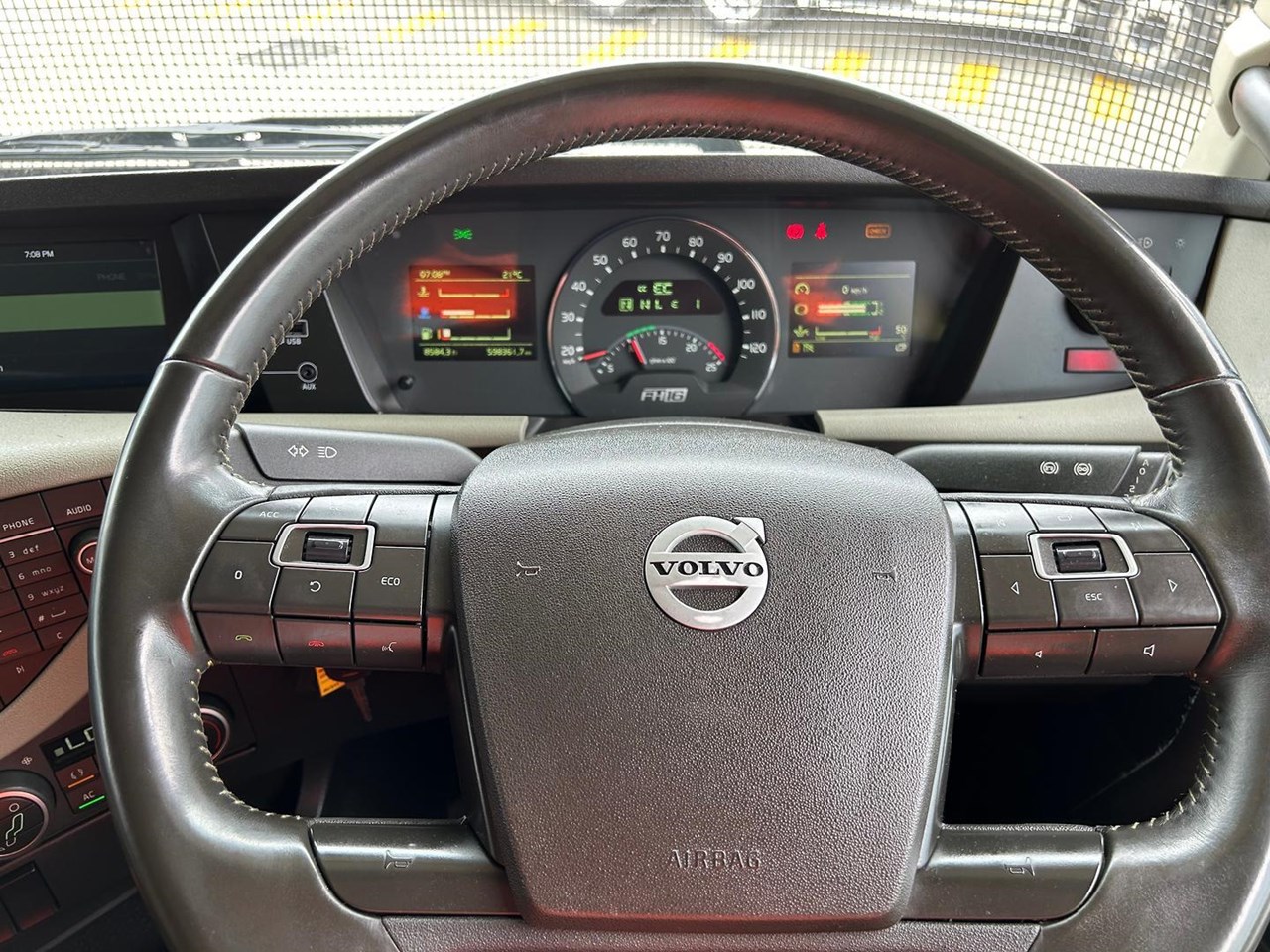 2020 VOLVO FH600 GLOBETROTTER for sale