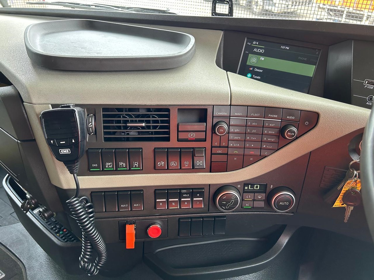 2020 VOLVO FH600 GLOBETROTTER for sale