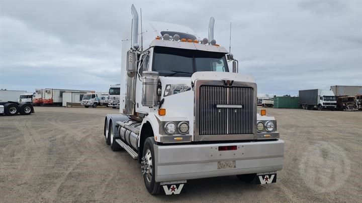 2010 WESTERN STAR 4800 FX for sale