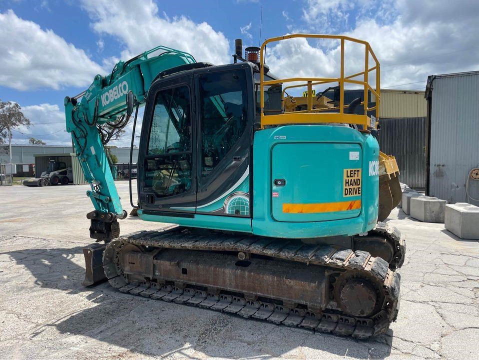 2018 KOBELCO SK135SR-5 for sale (refcode TA1201037)