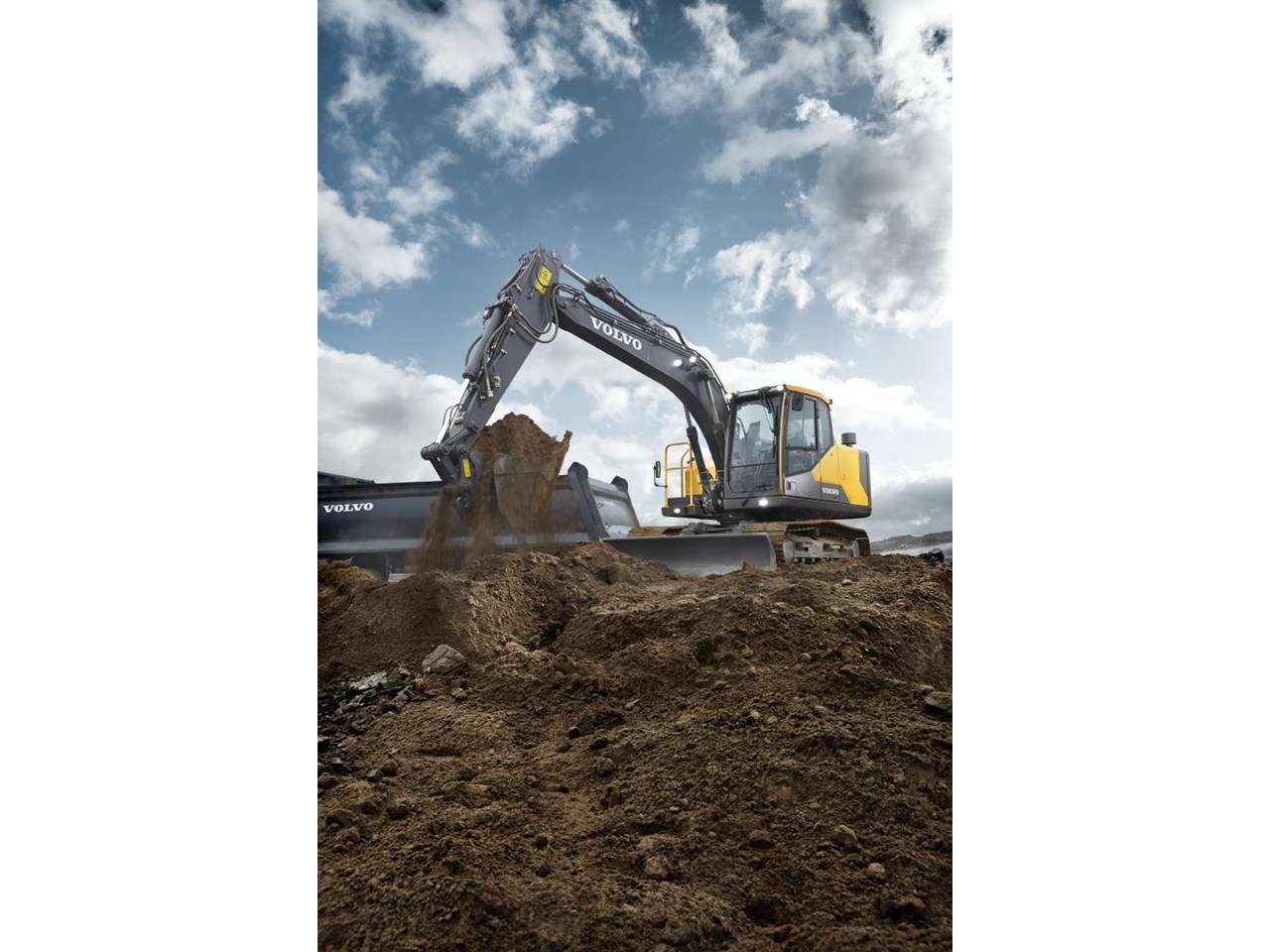 VOLVO EC140E for sale