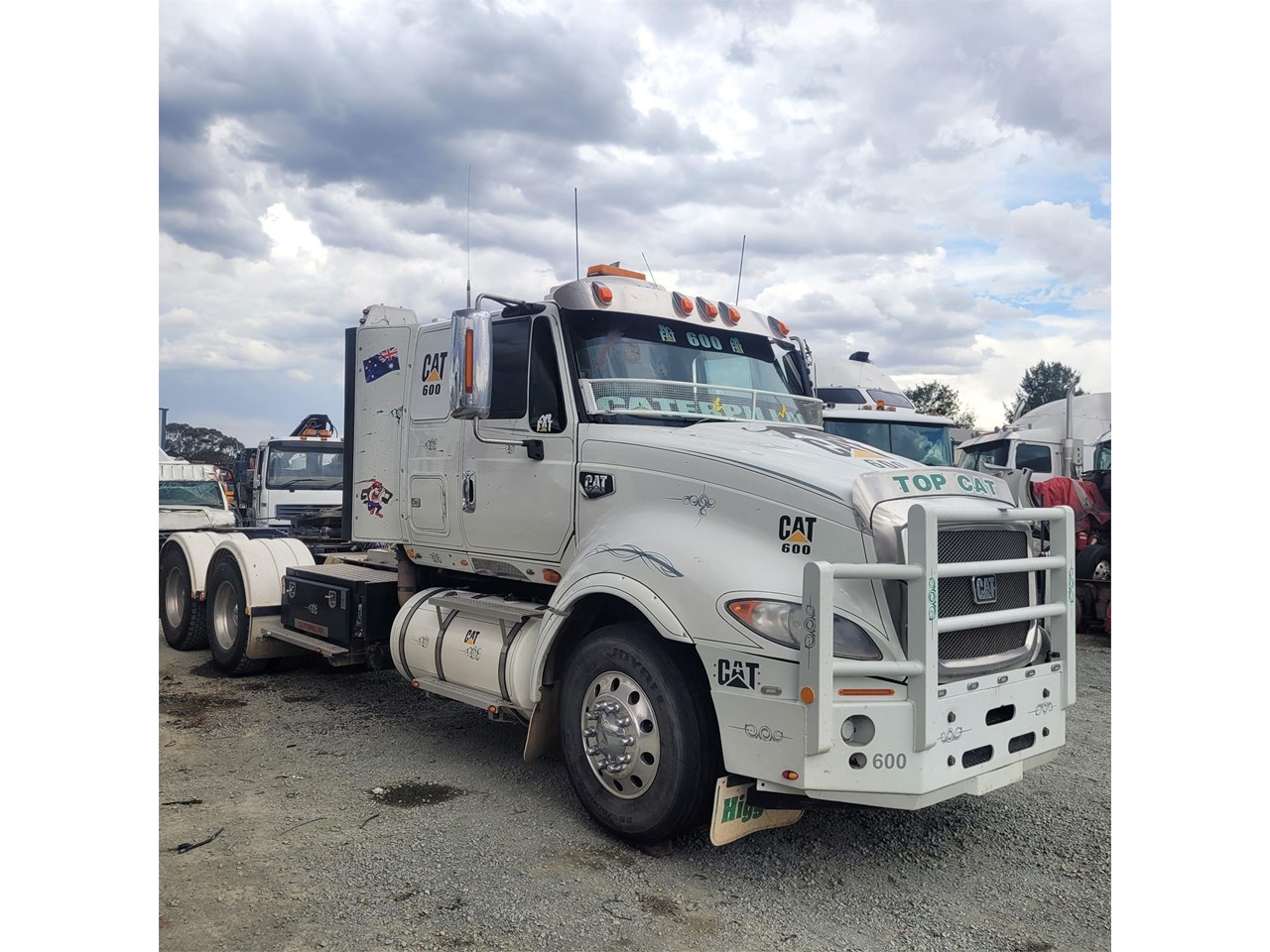 2010 CATERPILLAR CT630 dismantling