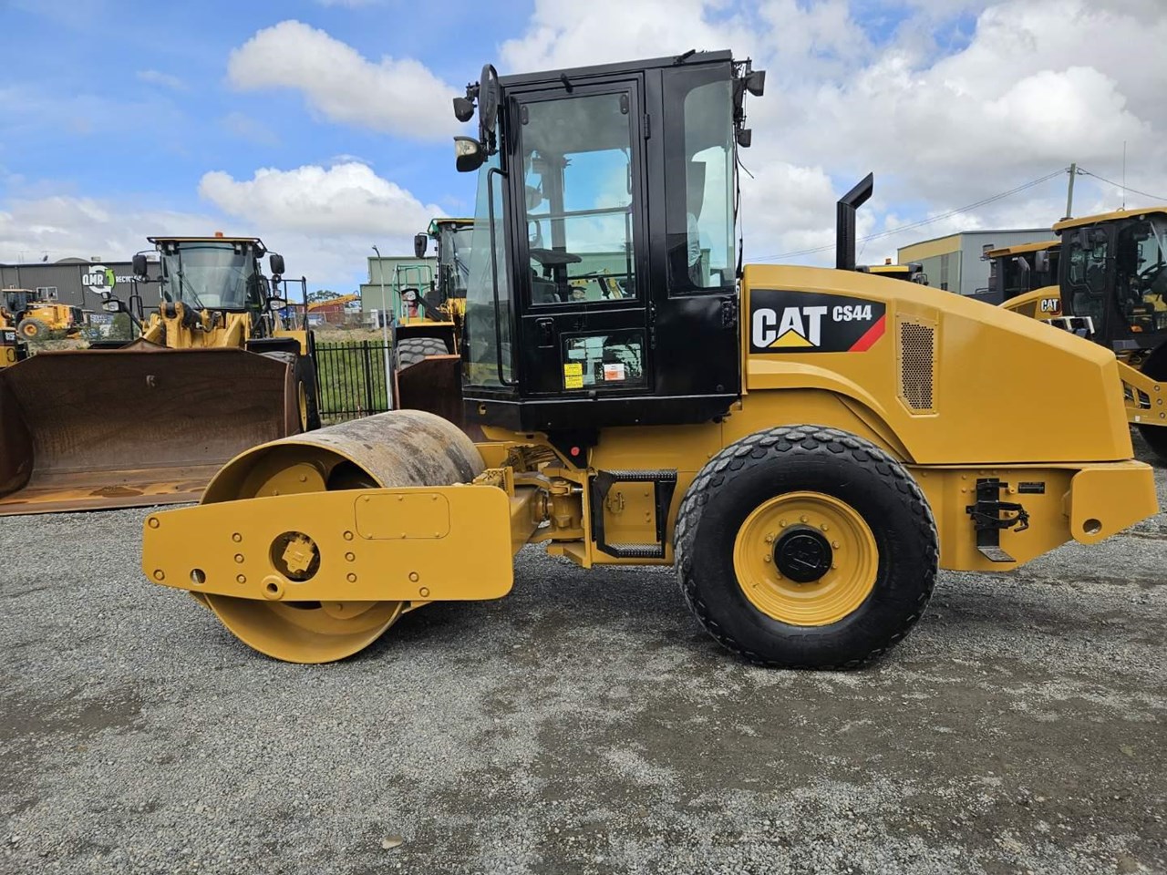 2012 CATERPILLAR CS44 for sale (refcode TA1201309)