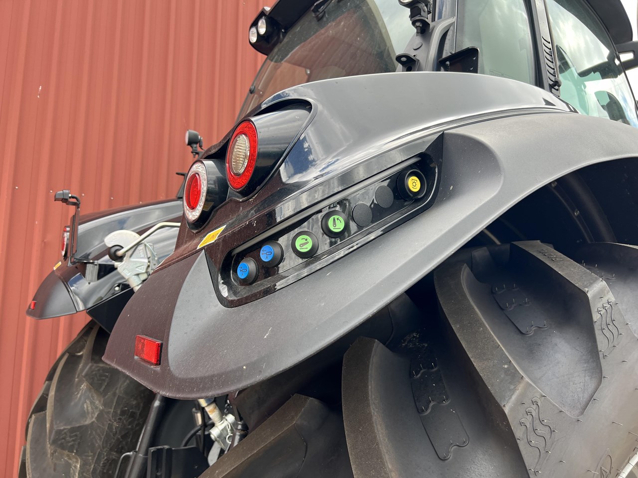 2023 DEUTZ-FAHR AGROTRON 6215 RC-SHIFT WARRIOR for sale (refcode TA1201984)