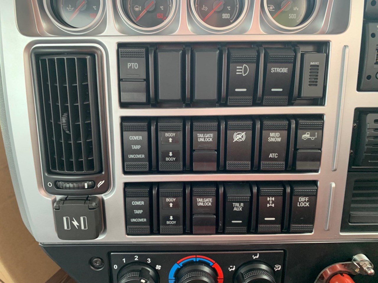 2023 MACK TRIDENT 2023 Mack Trident Tipper for sale