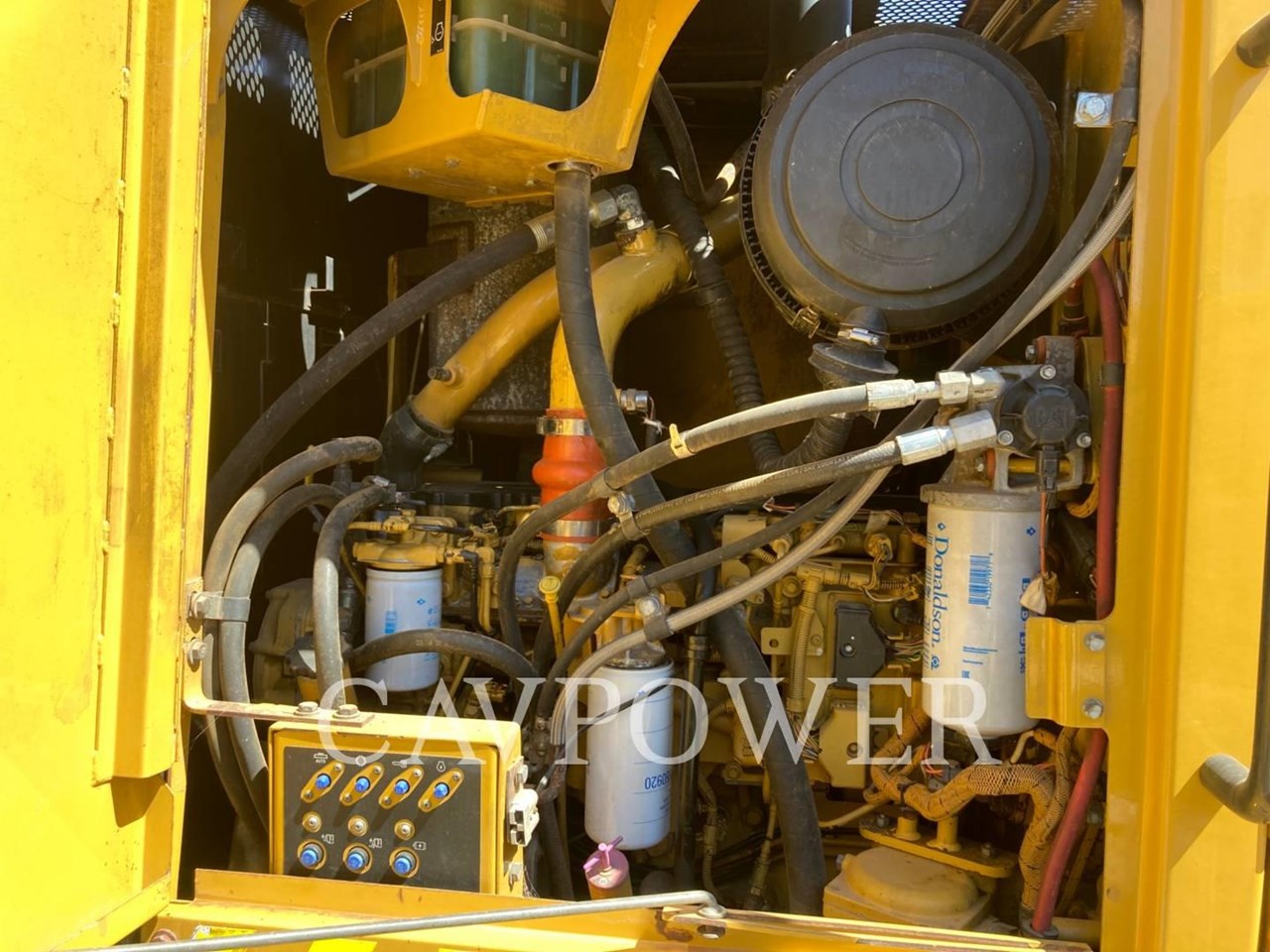 2009 CATERPILLAR 12M for sale (refcode TA1202322)