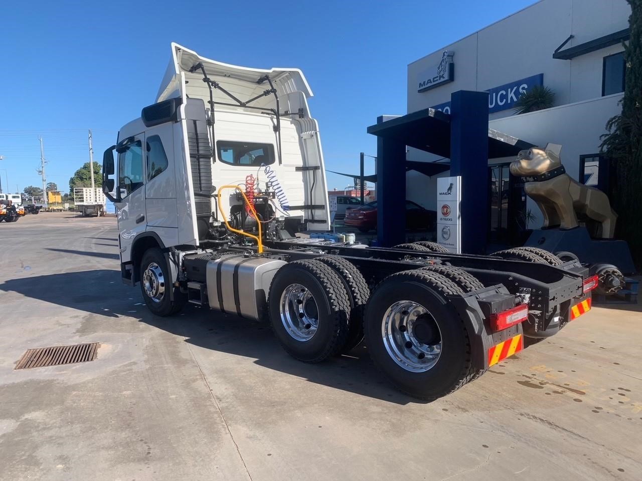 2023 VOLVO FM450 2023 Volvo FM11 450hp for sale