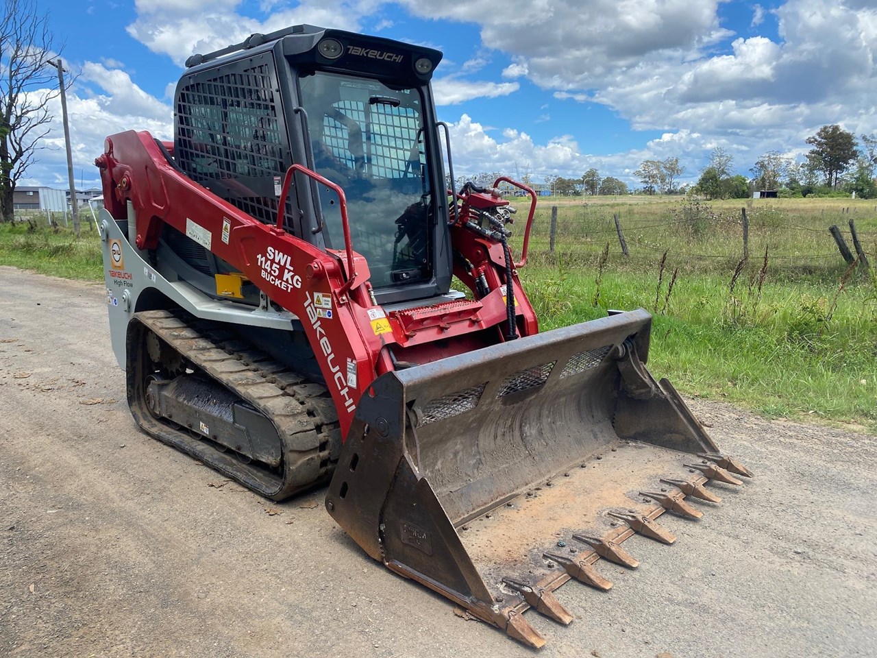 2018 TAKEUCHI TL10 V2 for sale