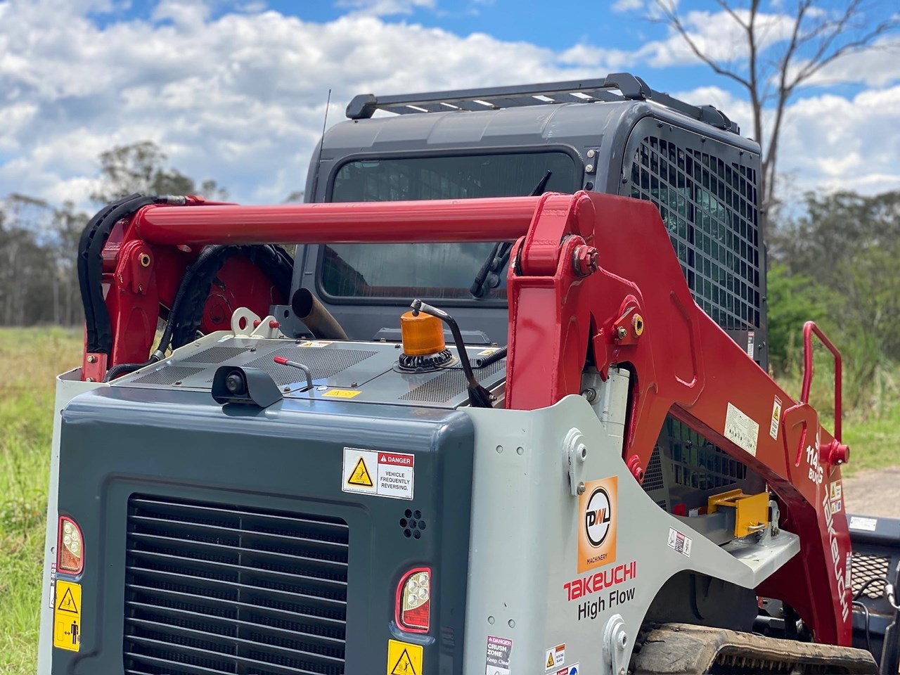 2018 TAKEUCHI TL10 V2 for sale