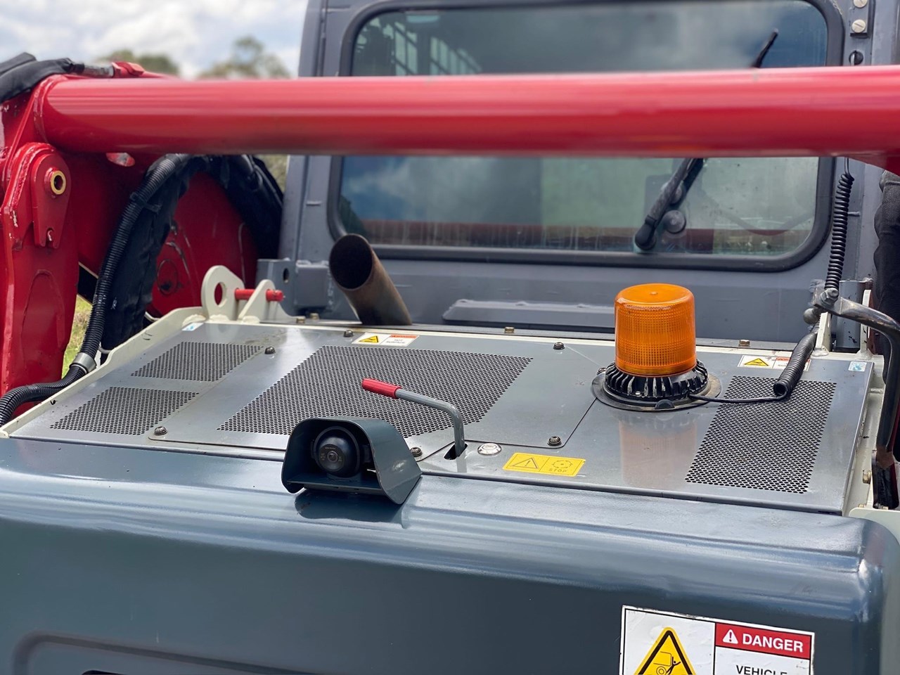 2018 TAKEUCHI TL10 V2 for sale