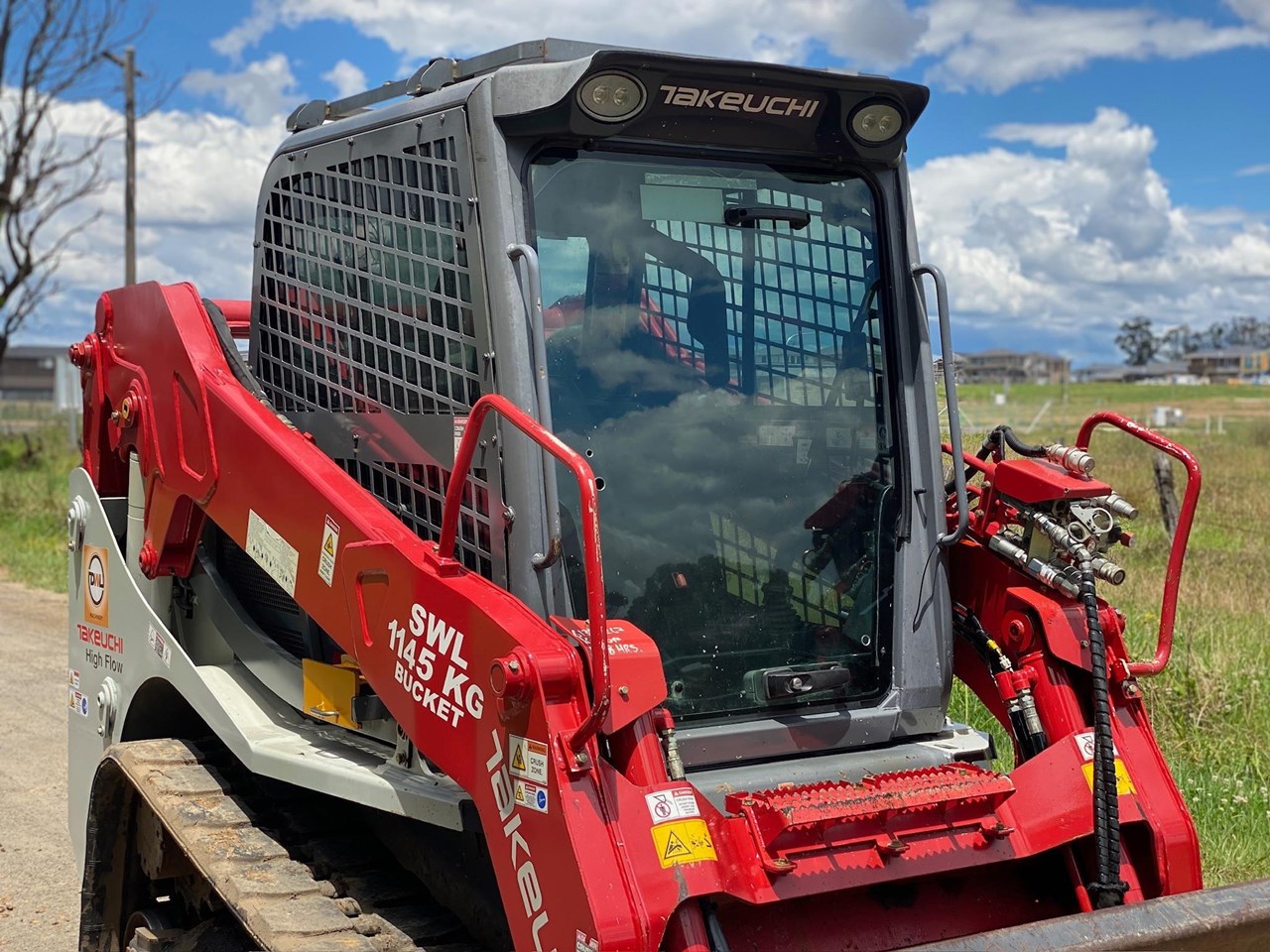 2018 TAKEUCHI TL10 V2 for sale