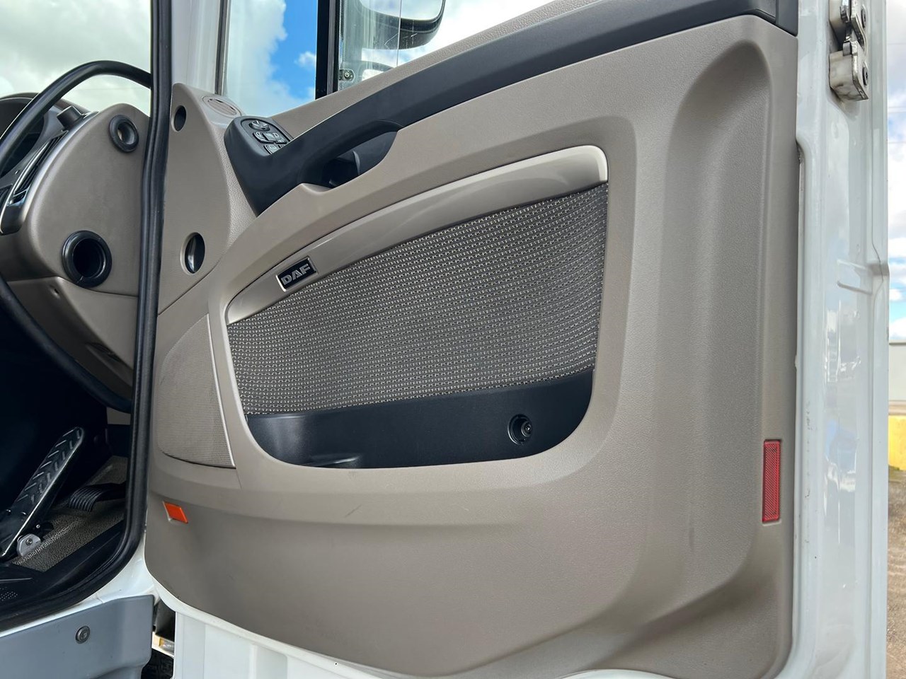 2019 DAF XF105-510 for sale